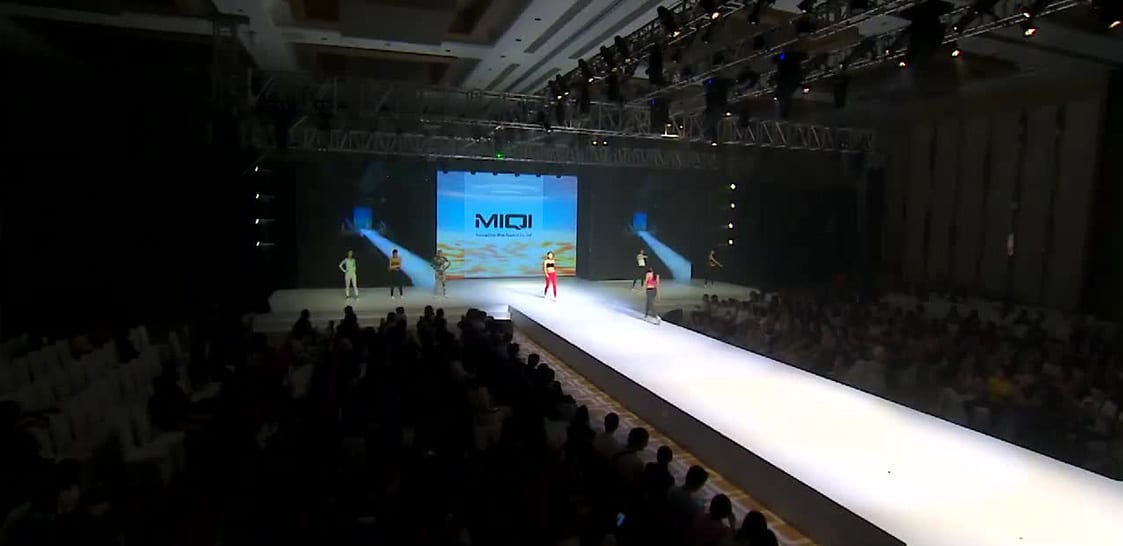 Catwalk T stage lighting solutions - JCLIGHT